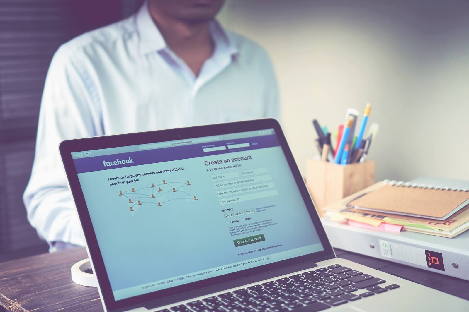 20 Benefits Of Having A Social Media Assistant For Your Business